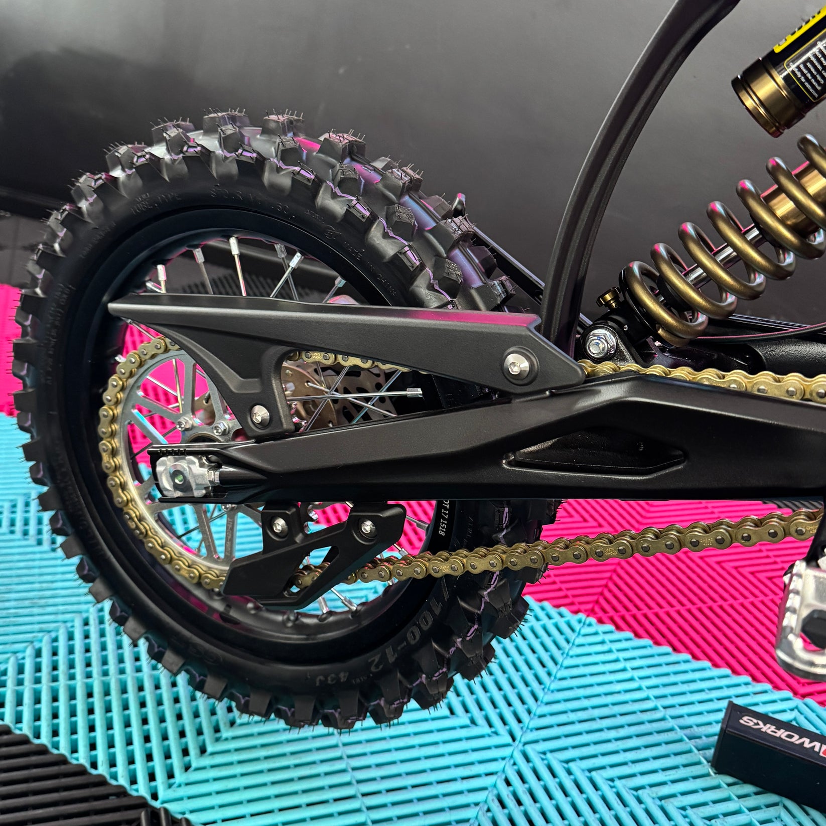 Sur-Ron Hyper Bee 2025 – R-Kay Performance