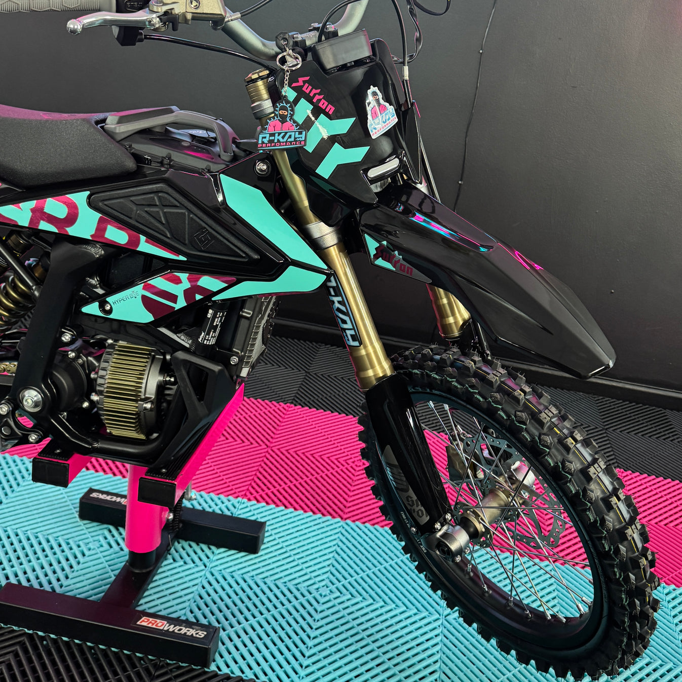 Sur-Ron Hyper Bee 2025 – R-Kay Performance